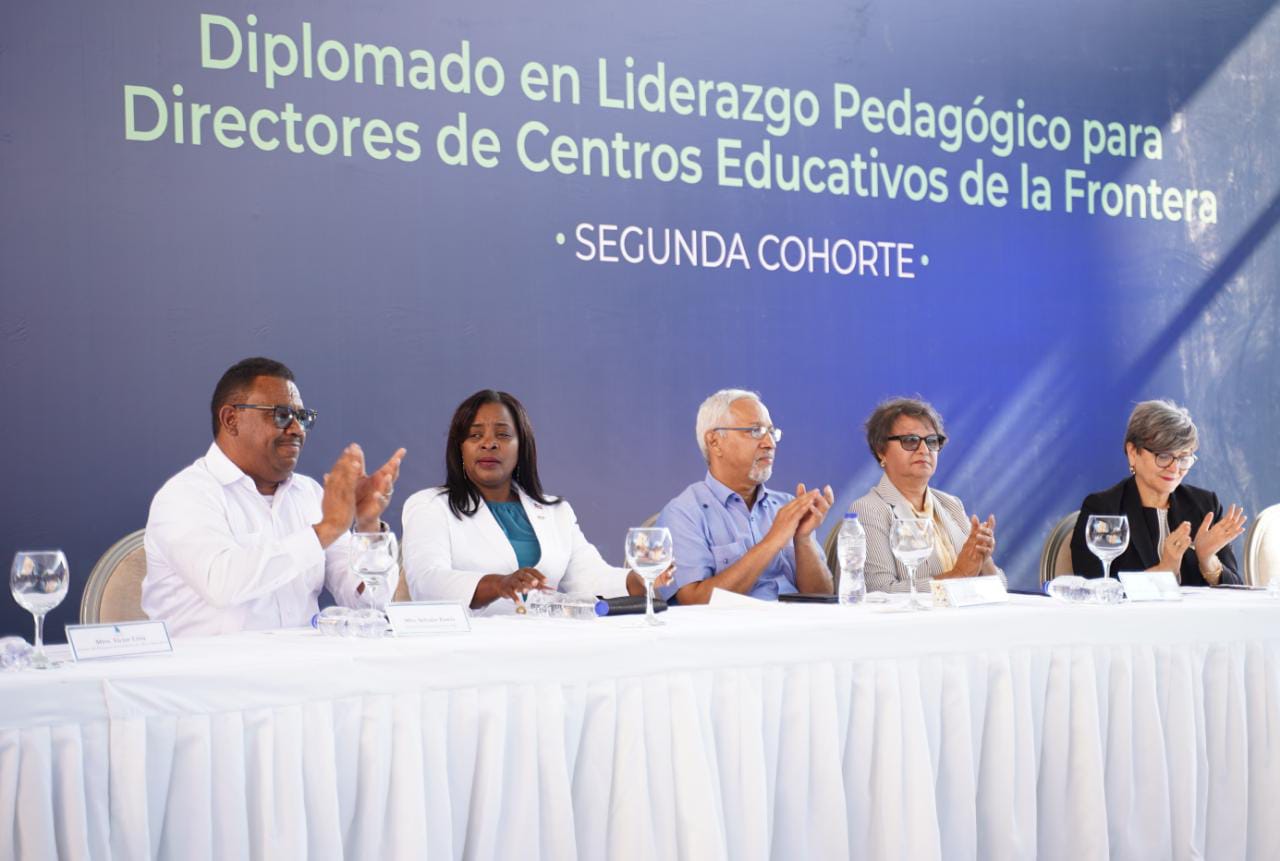 Ministro de Educación dice directores de centros deben asumir rol ...