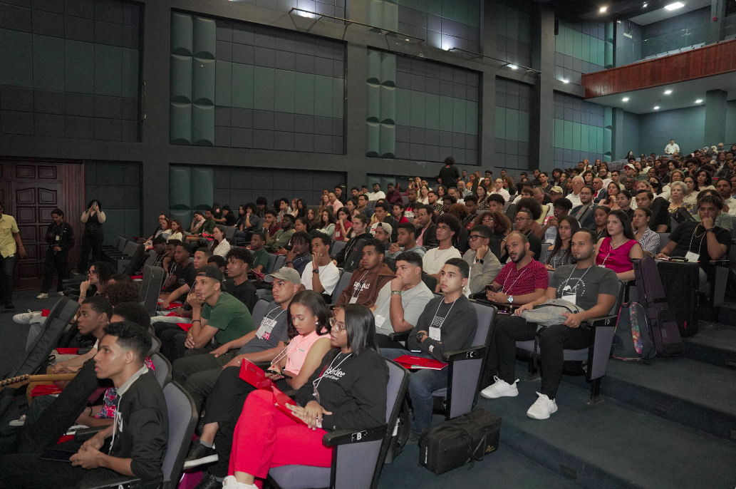 Ministerio de Cultura, Fundación AES e Itabo inauguran el programa ...