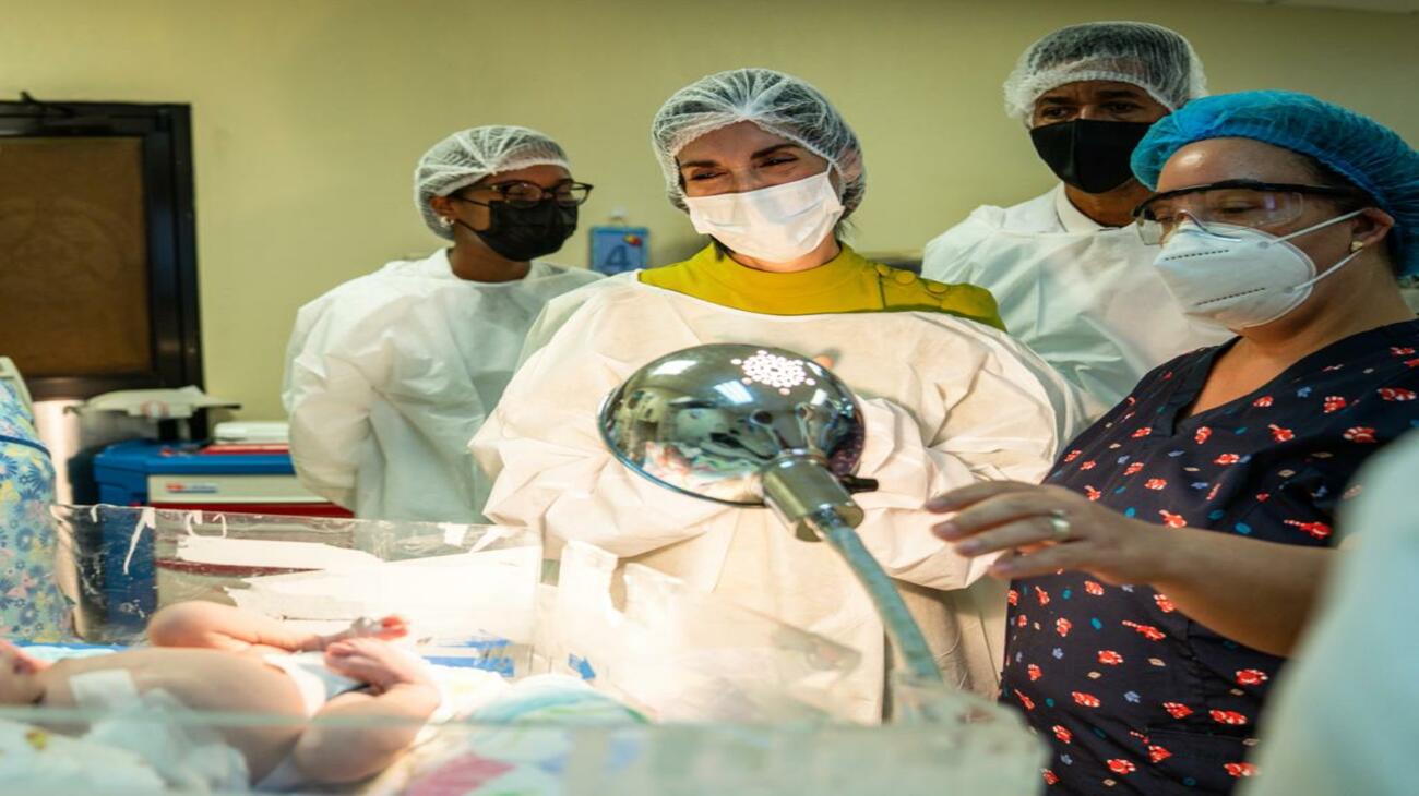 Primera dama se ofrece para colaborar con el Hospital Infantil Dr ...