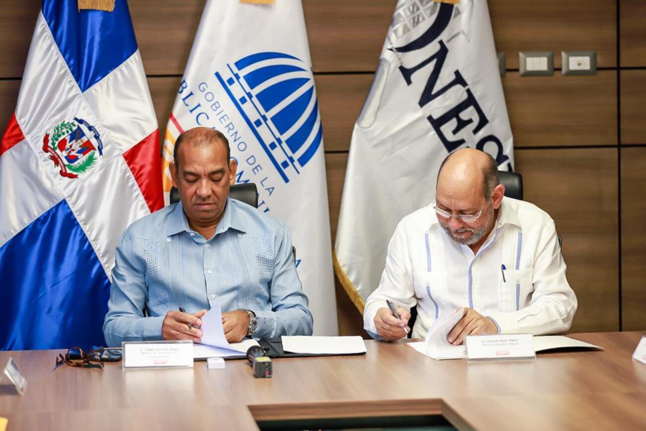 Ministerio de Obras Públicas y ONESVIE firman acuerdo para evaluar ...