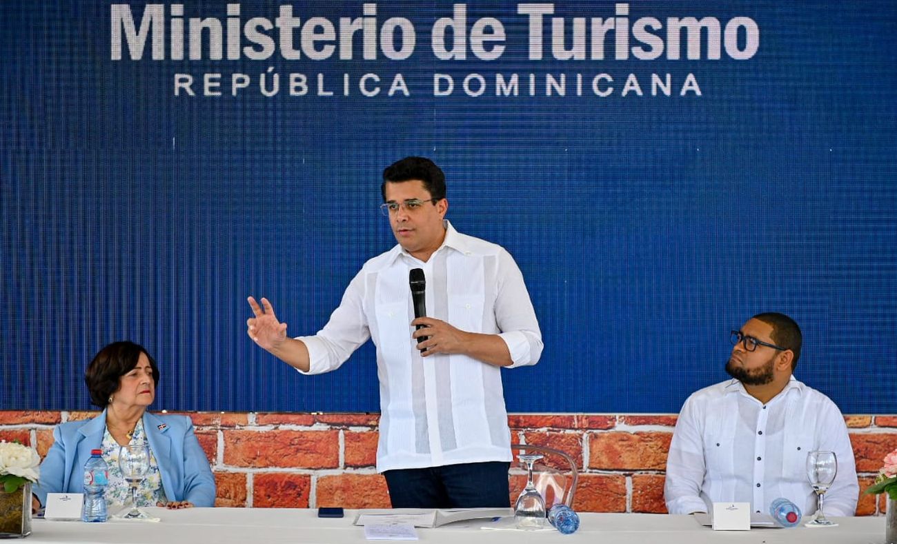 Ministerio de Turismo inicia construcción de plaza multiuso en Santa ...
