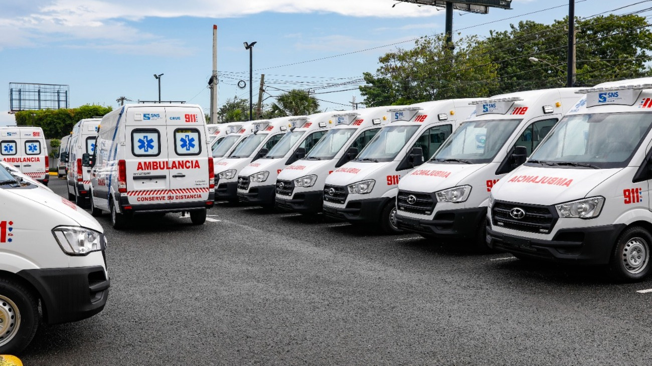Sistema 911 entrega 33 nuevas ambulancias al SNS para fortalecer las ...