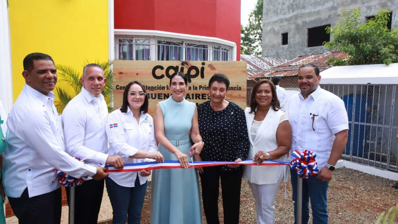 Primera dama encabeza inauguración CAIPI Comunitario en Maimón que ...