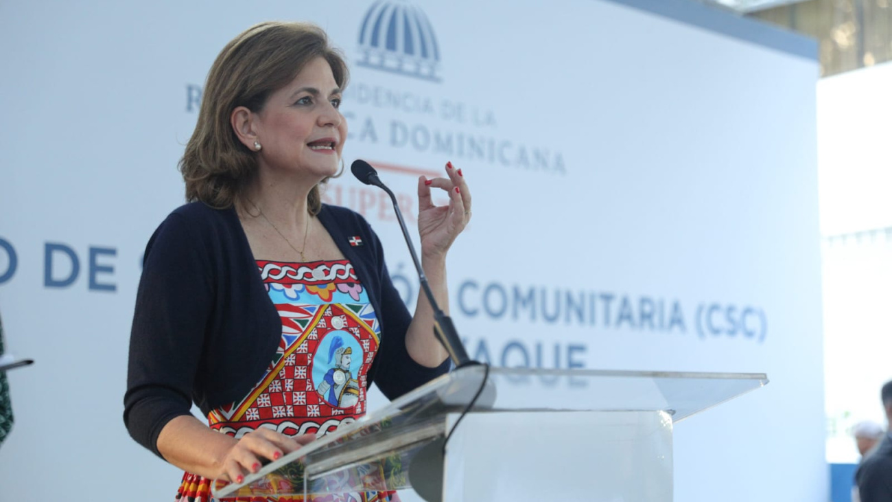 Vicepresidenta inaugura Centro de Superación Comunitaria Escuela Yaque ...