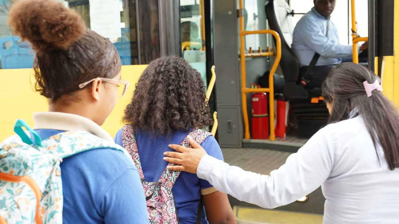 TRAE ha transportado más de 3 millones de estudiantes en un año ...